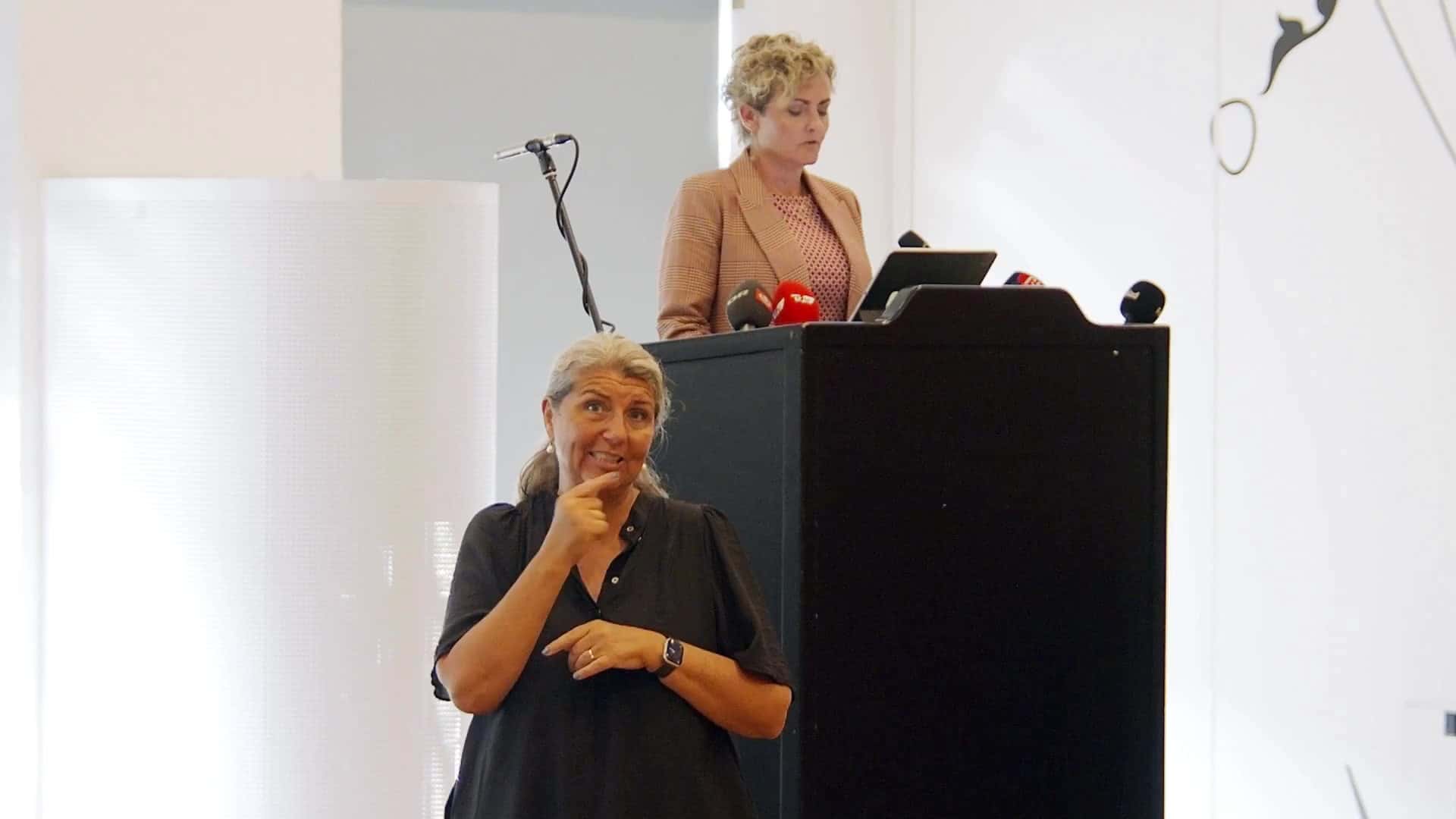 Den danske stat siger undskyld - deaftv.dk